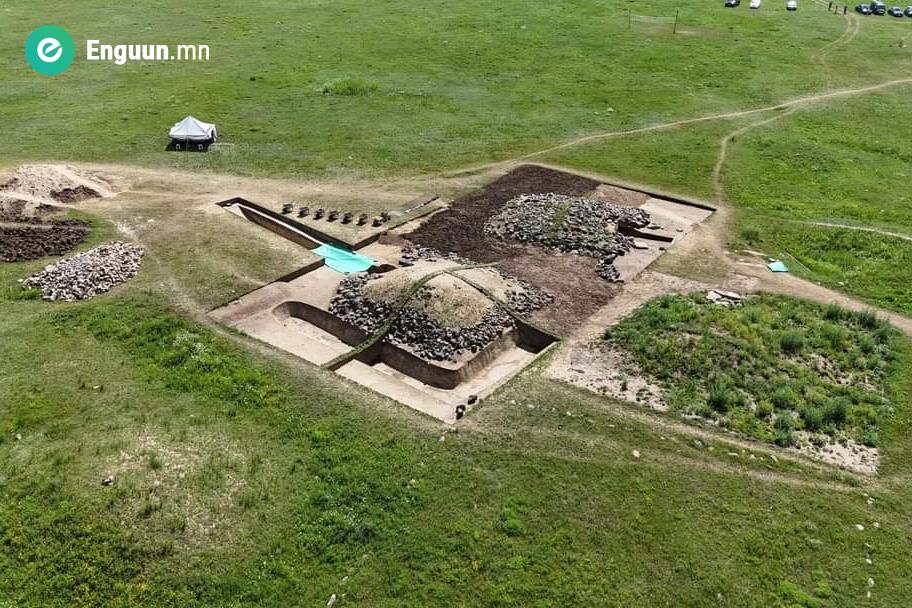 Enguun Mn ДАРХАН УУЛ АЙМАГТ МОНГОЛЫН ХАМГИЙН ҮНЭ ЦЭНЭТЭЙ БУНХАНТ